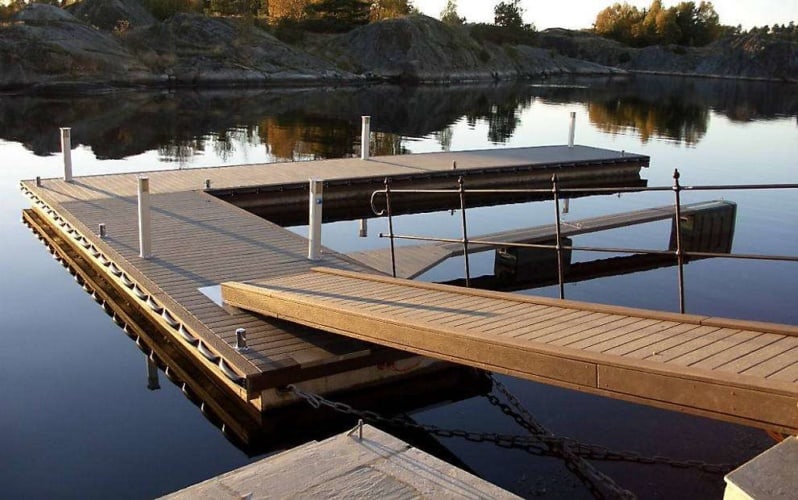 Floating Dock Materials & Hardware - Decks & Docks