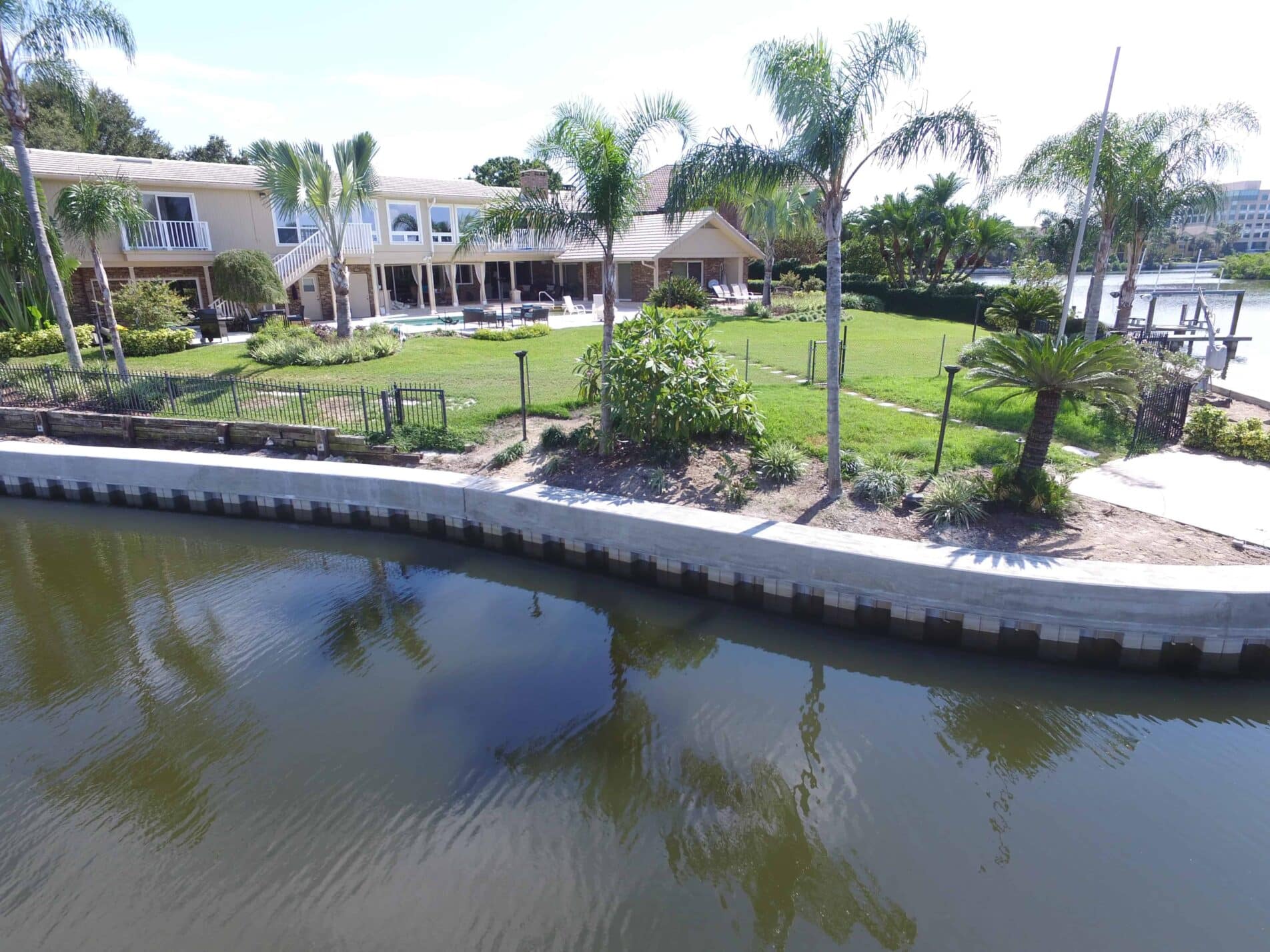 Vinyl Seawalls Guide | Decks & Docks